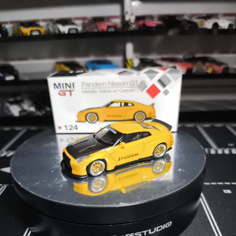Jual minibgt nissan gtr r35 pandem yellow carbon #124 | Shopee Indonesia