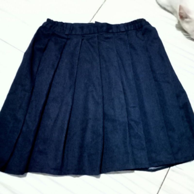 Jual Preloved rok pendek biru / navy | Shopee Indonesia