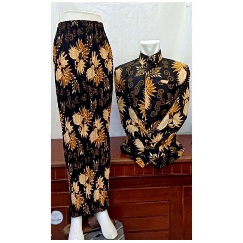 Jual REAL PICT!! COUPLE KEMEJA BATIK PANJANG DENGAN ROK PLISKET BATIK ...