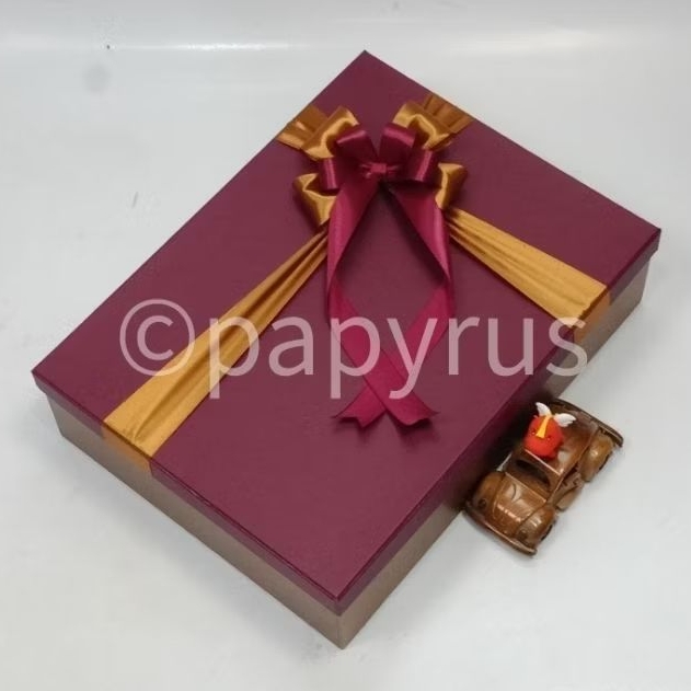 Jual PAPYRUS Kombinasi 30x40 Tinggi 10cm Kotak Kado Gift Box Hadiah | Shopee Indonesia