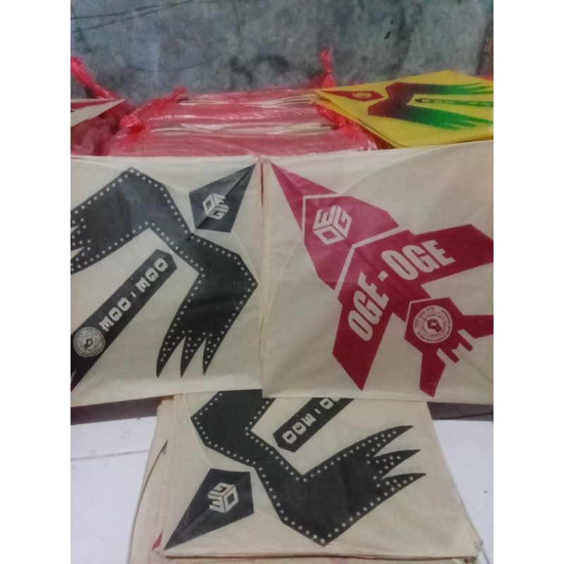 Jual layangan sukoy/sukoi standar tisu ( 1 pack isi 100 pcs) | Shopee ...