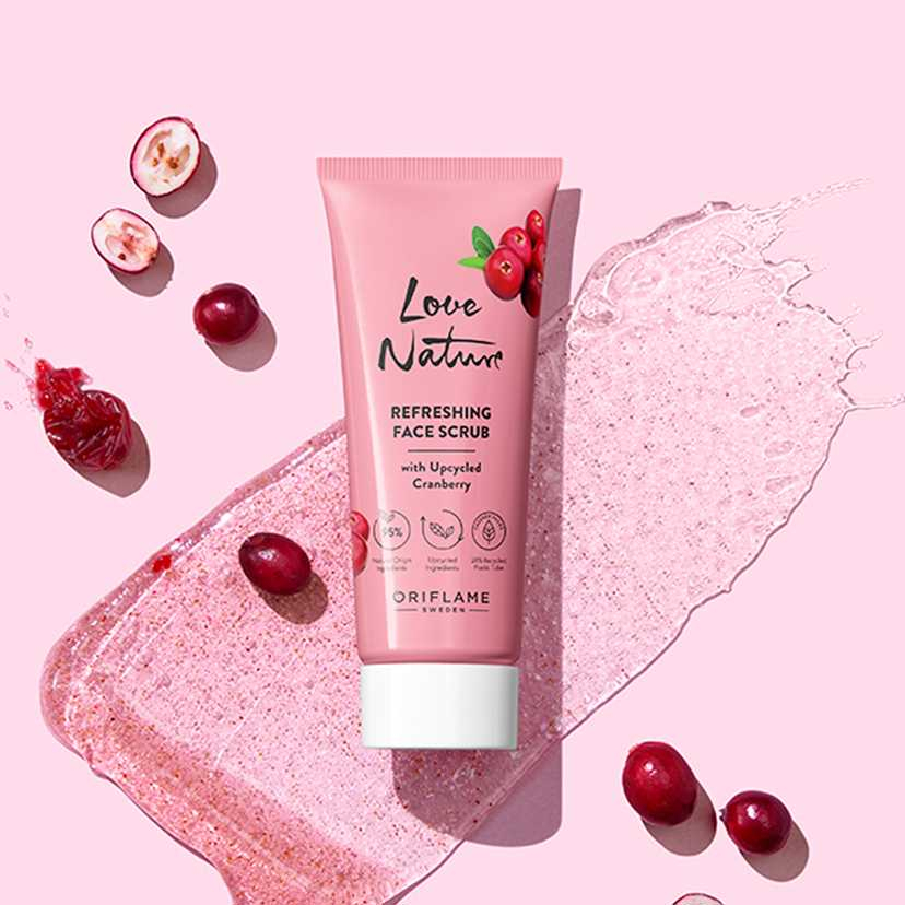 Jual 44158 Love Nature Refreshing Face Scrub with Upcycled Cranberry ...