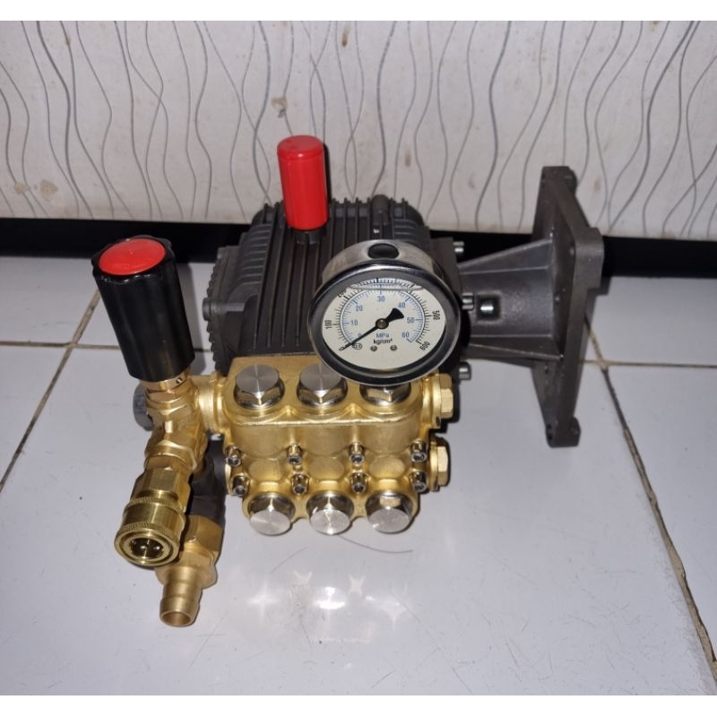 Jual TRIPLEX PUMP 250BAR GX390 JET CLEANER HEAVY DUTY MERK ROBOTECH ...
