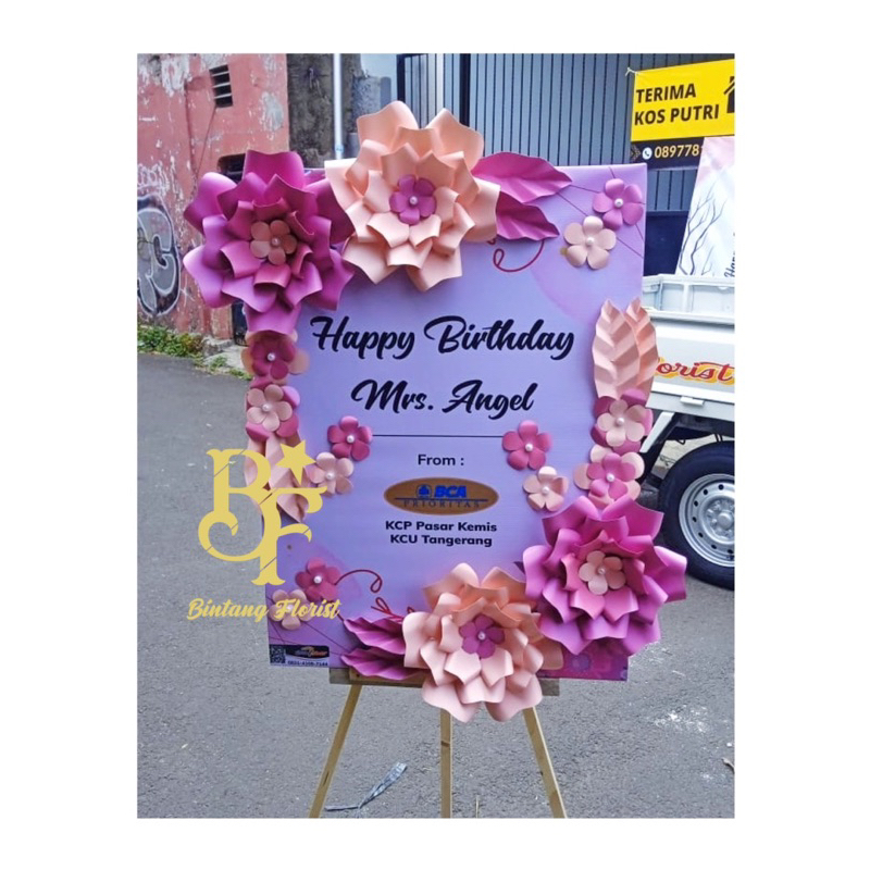 Jual Bintang Papan Bunga Kertas / Papper Flower Board / Kado Wisuda ...