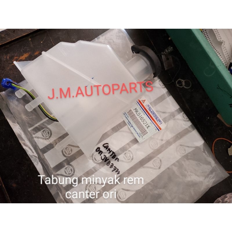 Jual TABUNG MINYAK REM CANTER 110/125/136 KTB | Shopee Indonesia