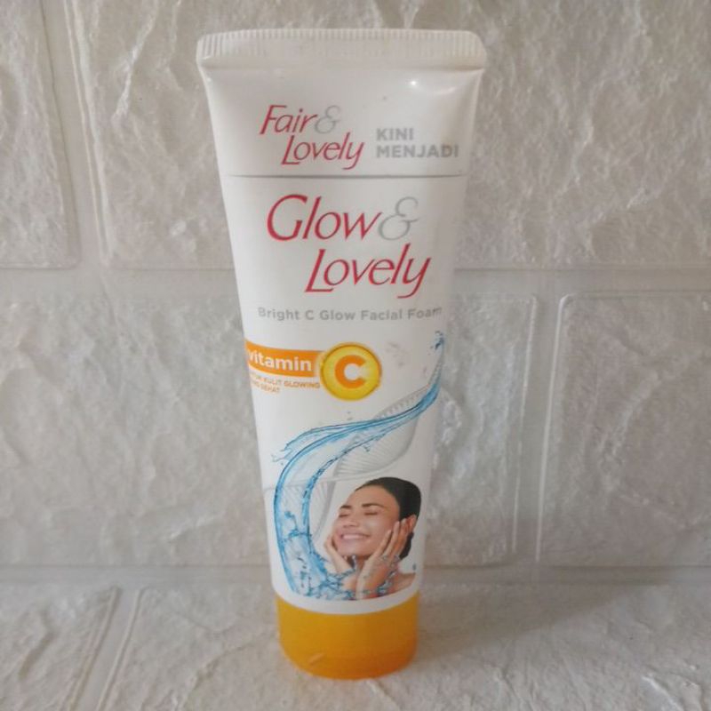 Jual FAIR & LOVELY /GLOW & LOVELY FACIAL FOAM VIT C 50GR | Shopee Indonesia