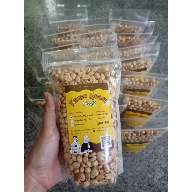 Jual Kacang Goreng Bawang Garing / Snack Makanan Ringan Renyah 120gr ...