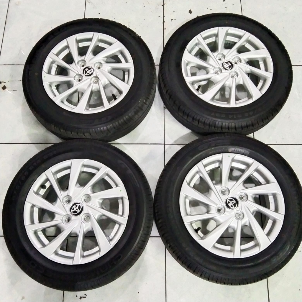 Jual velg dan ban mobil bekas ring14 copotan agya new ban 175/65 r14 ...