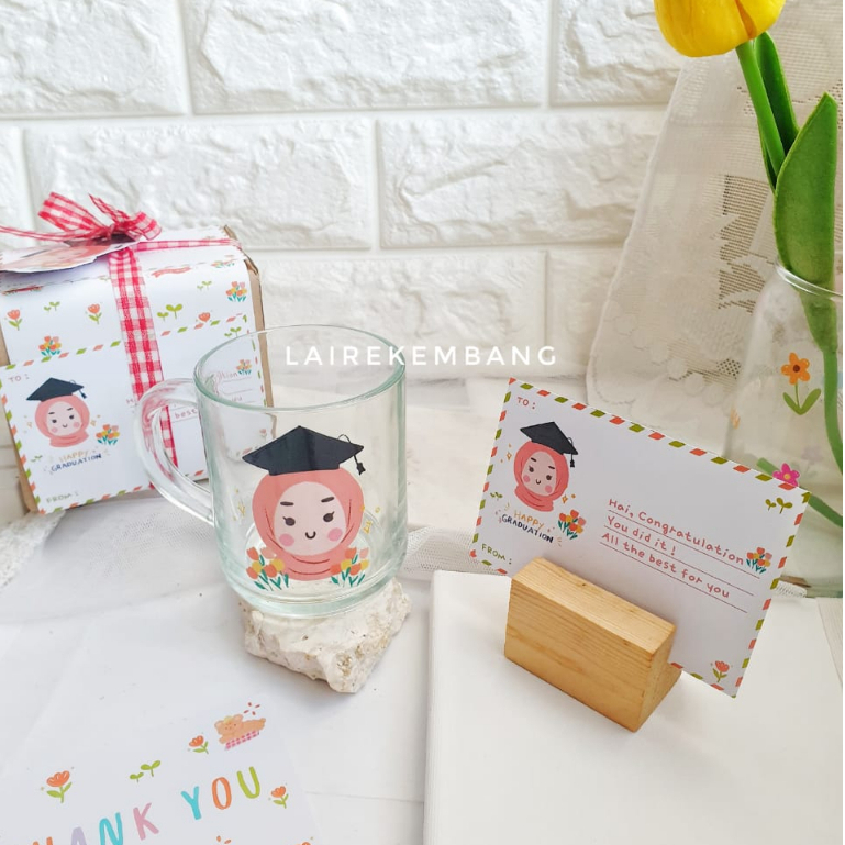Jual gelas kado wisuda/gelas kado/hampers gelas/kado ulang tahun ...