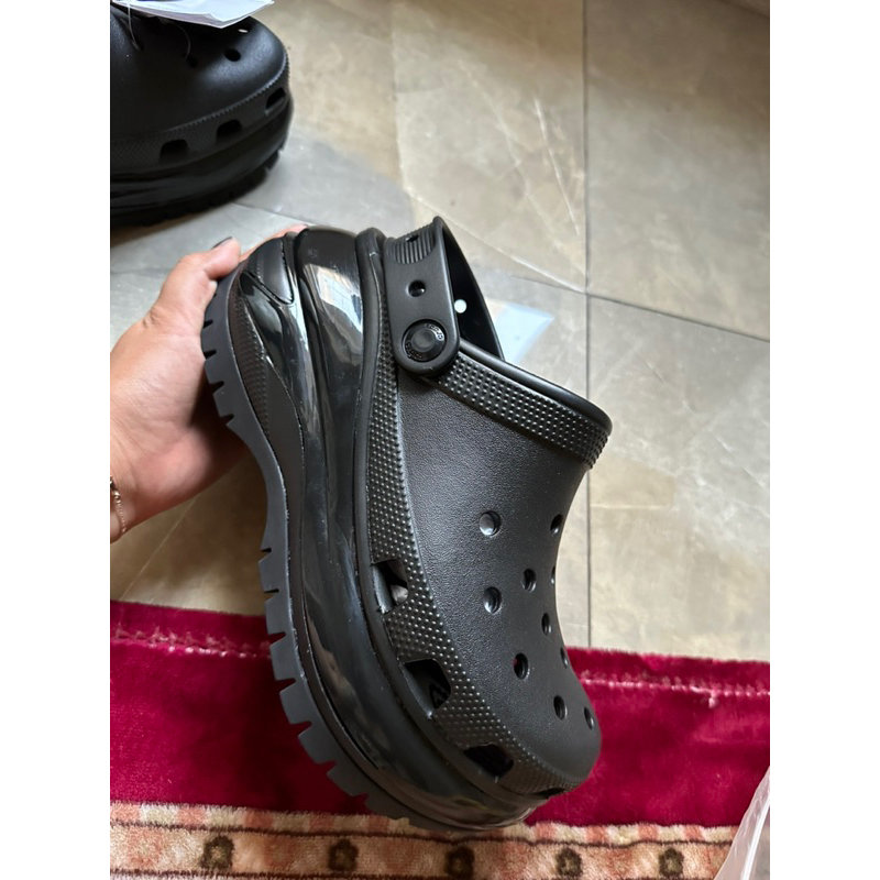 Jual Crocs Classic Mega Crush Clog Black ORIGINAL M5 W7 | Shopee Indonesia