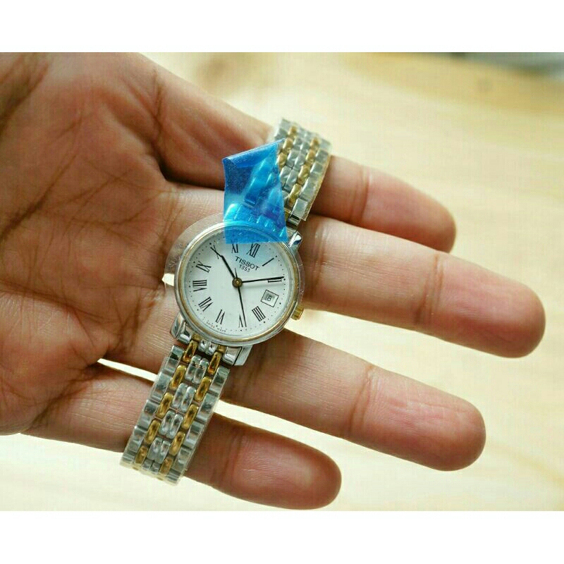 Jual jam tangan gaya klasik Tissot T-Classic Desire Two Tone cewek ...