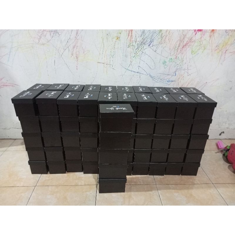 Jual box tutup lepas ukuran 10x10x3cm hardbox custom | Shopee Indonesia