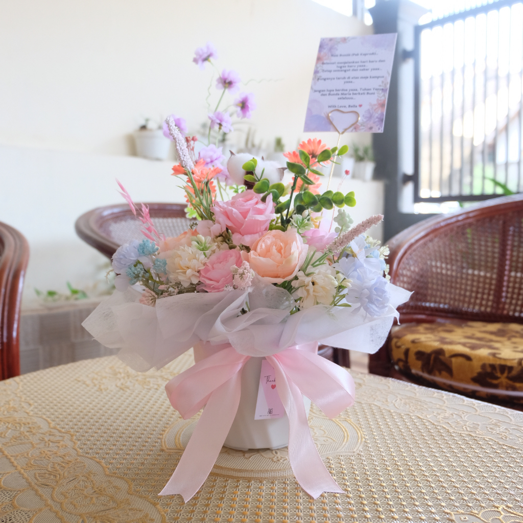 Jual FLOWER VASE /BUKET BUNGA/ WISUDA/ ULANG TAHUN/ KADO/ PERAYAAN ...