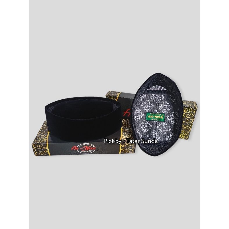 Jual KOPIAH SONGKOK HITAM POLOS AN-NISA AC TRADISIONAL MURAH | Shopee Indonesia