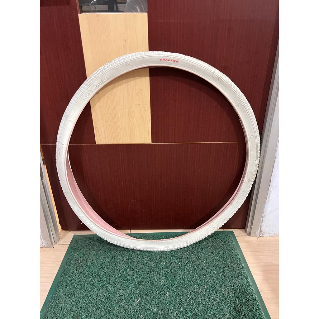 Jual Ban Luar Sepeda Onthel Ontel Ukuran 28 x 1 1/2 Swallow Putih ...