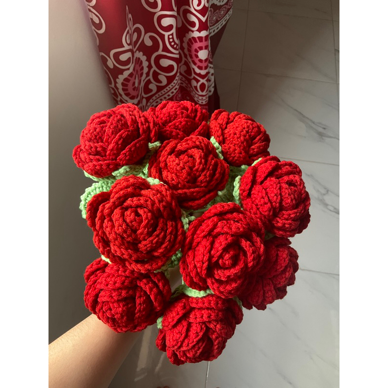 Jual bunga mawar rajut crochet diameter 8cm untuk bahan buket bunga ...