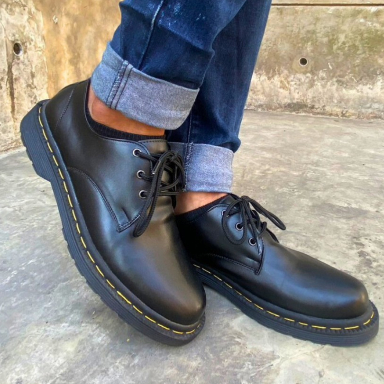Jual Zicoshoe Sepatu Pria Wanita Docmar Boots Tali Unisex 3 Hole Low ...