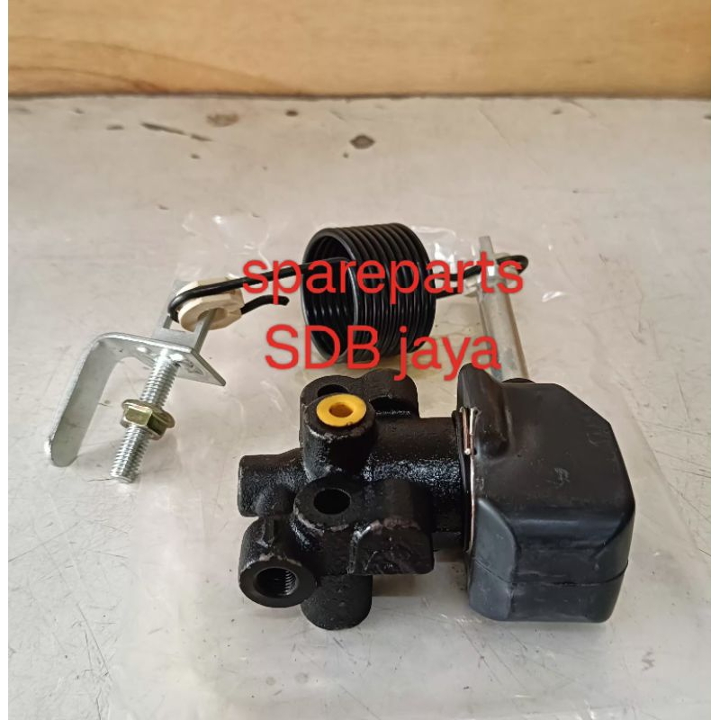 Jual Valve jahe pembagi minyak rem Fortuner Innova bensin diesel 2004/ ...