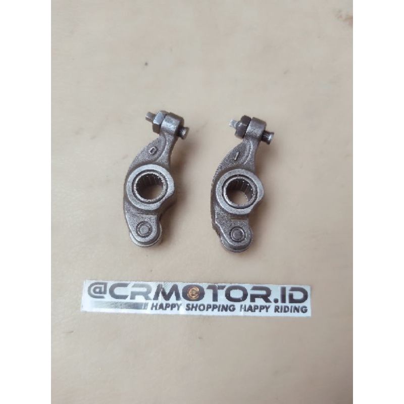 Jual Original rocker arm temlar templar klep in ex honda vario 125 old ...