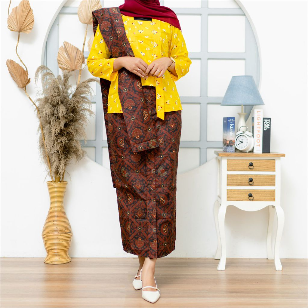 Jual ROK BATIK WIRU JADI ROK SPAN LIPIT JAWA ROK BAWAHAN KEBAYA MOTIF ...