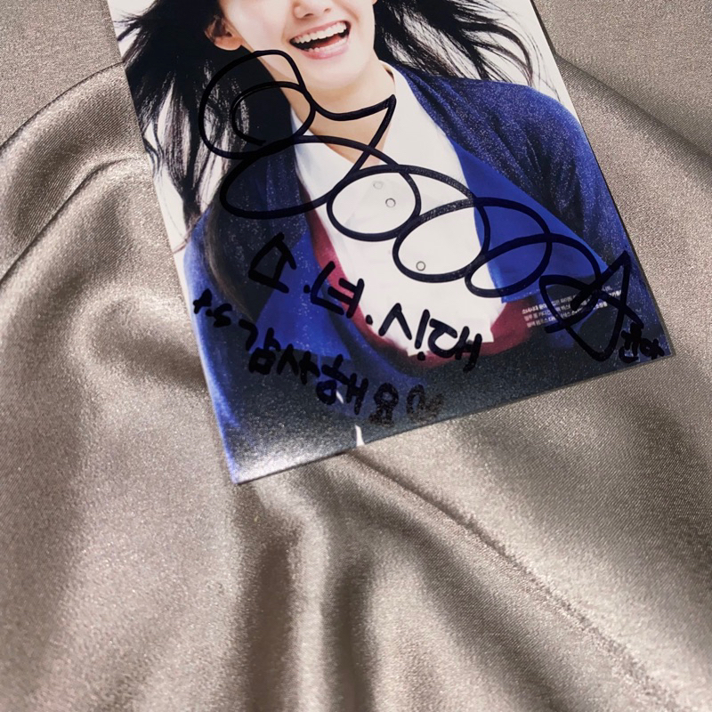 Jual Yoona SNSD MD Merchandise (Postcard Polaroid Photobook Poster ...
