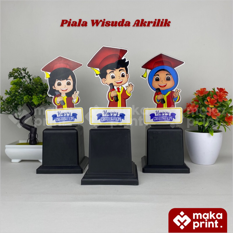 Jual Piala Wisuda (Hijab Graduation) - Piala Akrilik Wisuda Karakter ...