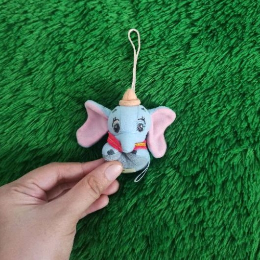 Jual Boneka Gantungan Kunci Dumbo Kecil (Preloved) | Shopee Indonesia