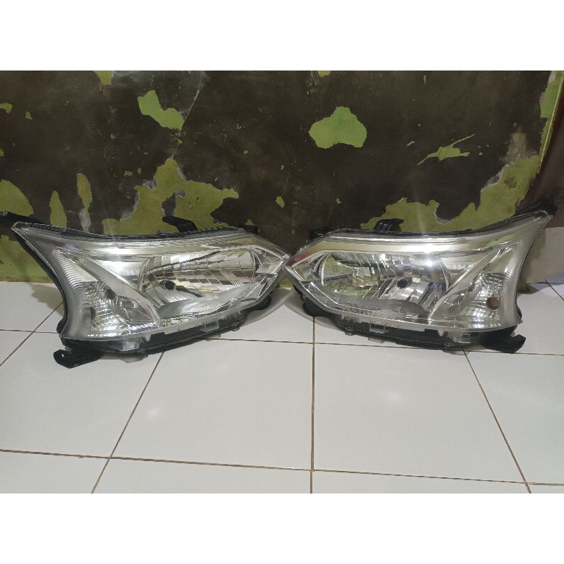 Jual LAMPU DEPAN AVANZA/SENIA.GREN ALL NEW 2016 2017 2018 TIPE(E/G ...