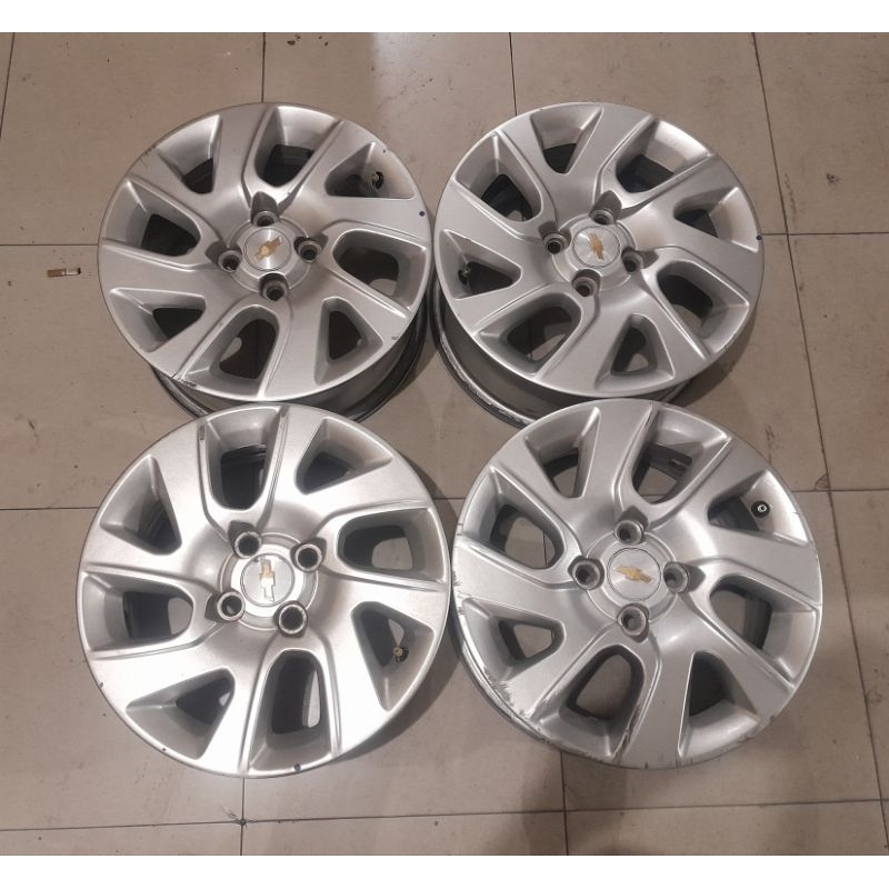 Jual Velg Original Mobil Spin R15 Hole 4X100 Silver Cocok Agya Mobilio ...