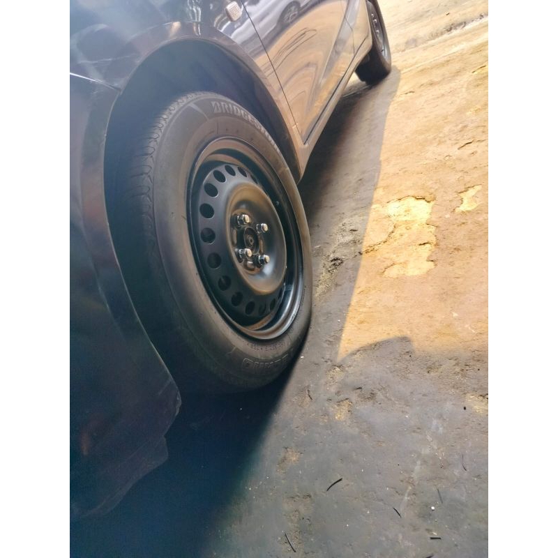 Jual Velg kaleng Honda Mobilio Ring 15 pcd 4x100 lebar 5,5 inchi bonus ban ukuran 185-60-15 ...