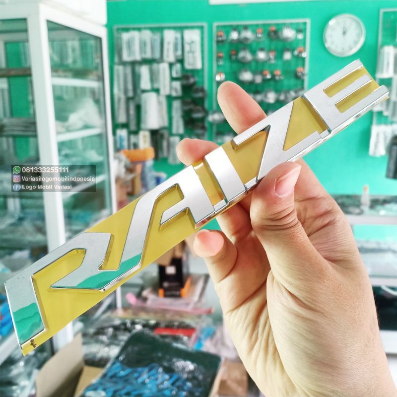 Jual Emblem logo toyota raize ukuran original bagasi raize toyota gr ...