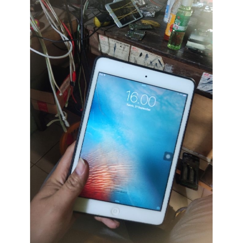 Jual lcd ipad a1432 mesin ipad a1432 iphone tablet | Shopee Indonesia