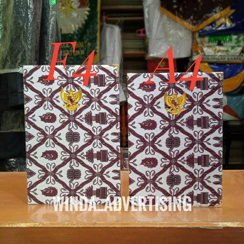 Jual Map Beludru Batik Garuda Map Batik Upacara f4 a4 | Shopee Indonesia