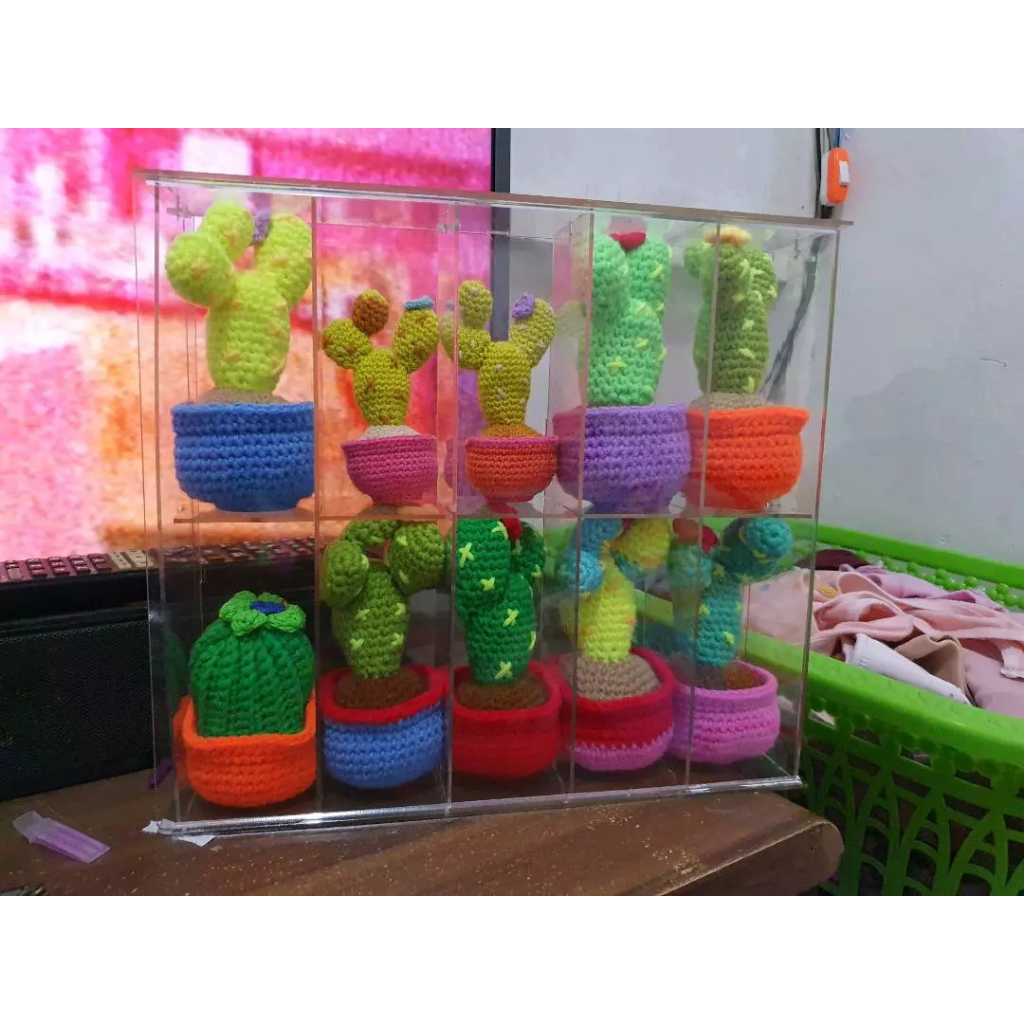 Jual TARMAC RAK DISPLAY AKRILIK | Shopee Indonesia