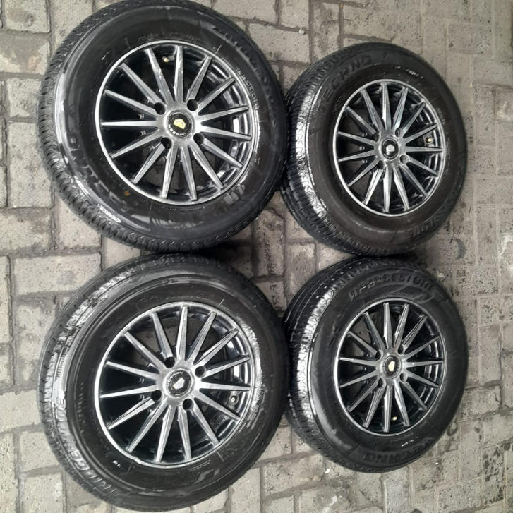 Jual VELG MOBIL BEKAS RING14 VOSSEN LEBAR 6 H4X114 ET24 BAN BRIGESTONE ...
