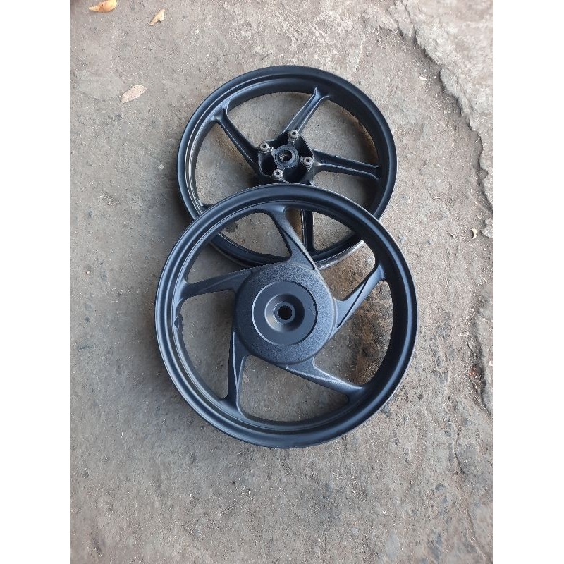 Jual velg racing scoopy 2015/2017 original pnp honda matic 110 | Shopee ...
