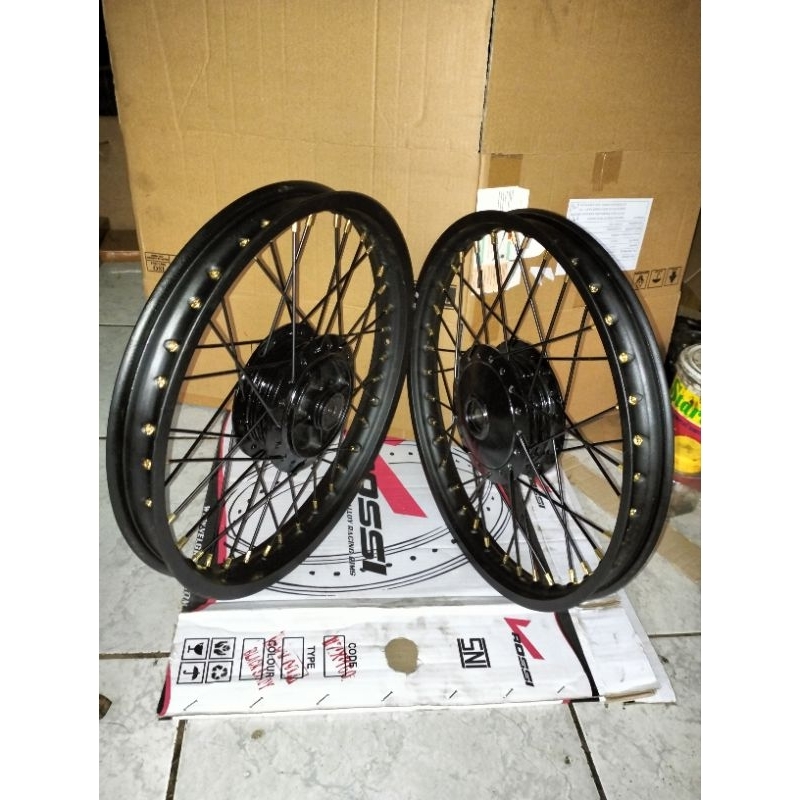 Jual velg Honda Astrea grand pnp Supra lama lodong second copotan ...