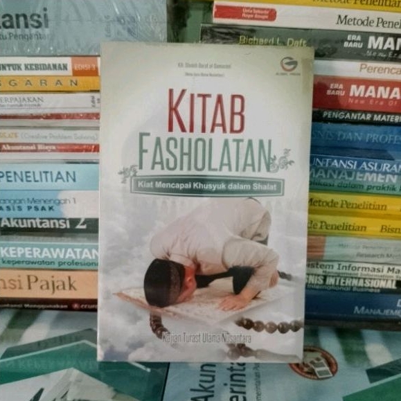 Jual KITAB FASHOLATAN Kiat Mencapai Khusyuk dalam Shalat - KH. Muhammad ...