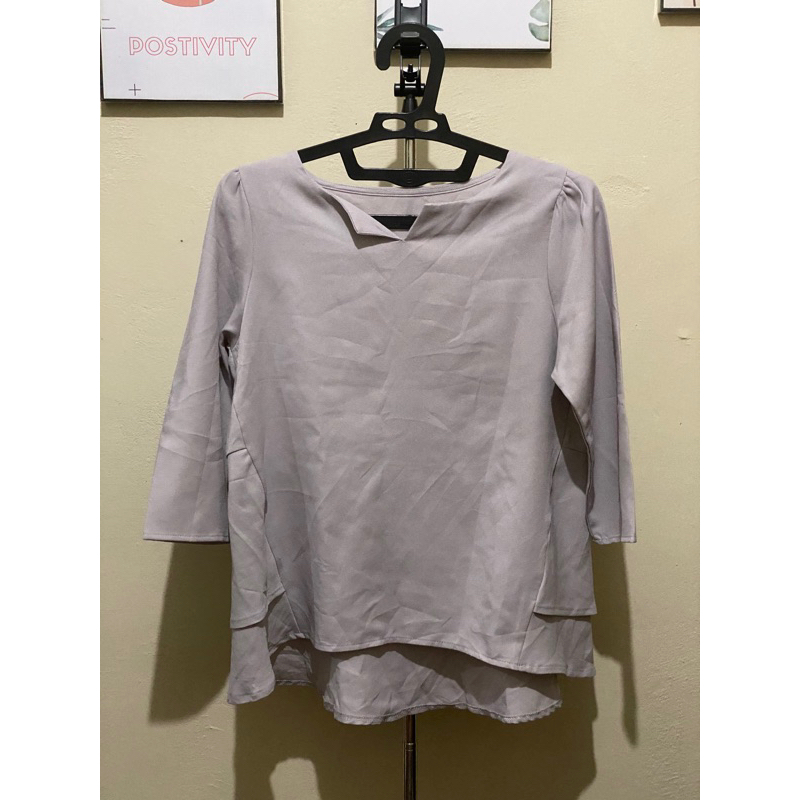 Jual blouse abu | Shopee Indonesia