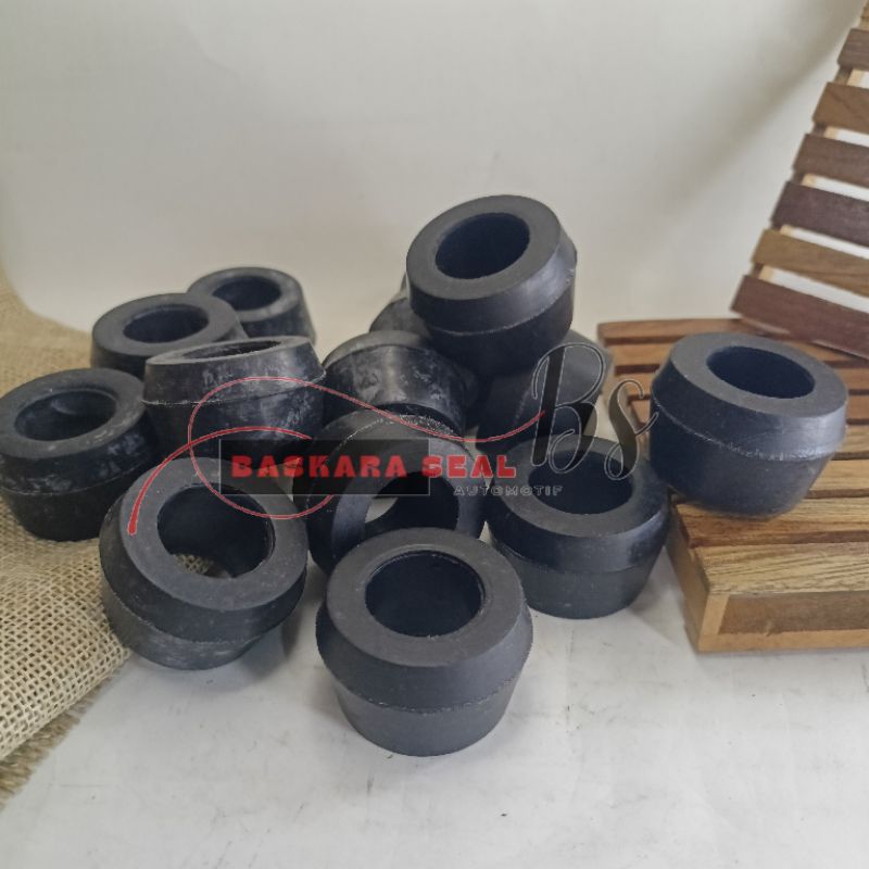 Jual KARET SHOCKBREAKER BELAKANG INOVA HILUX FORTUNER | Shopee Indonesia