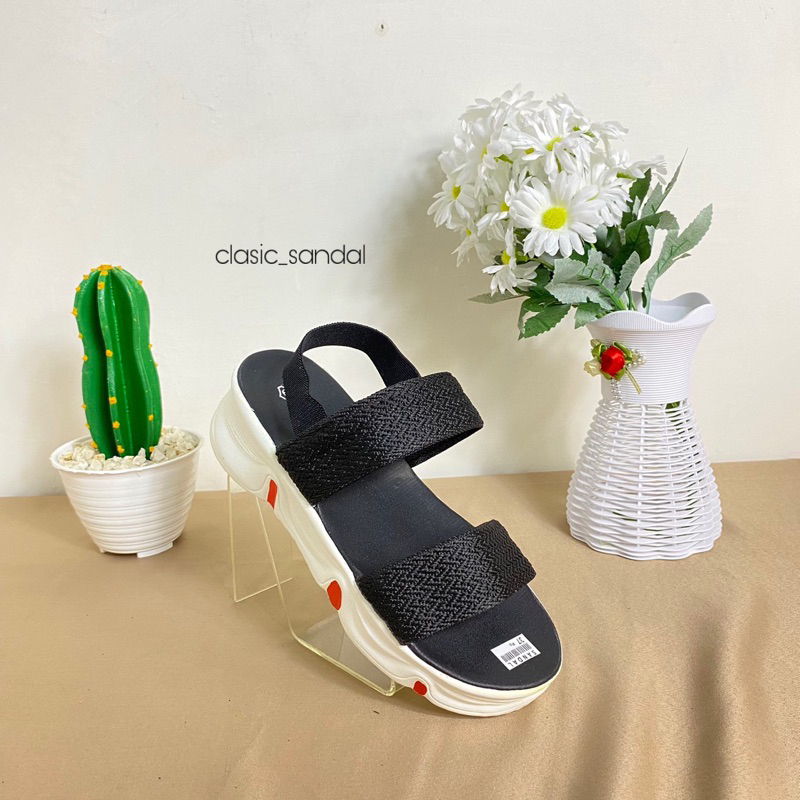 Jual CLASIC - Sandal Wanita Tali Hitam Fashion Korea - Sandal Murah ...