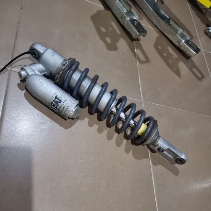 Jual monoshock mono shock belakang Yamaha YZ 125 250 kayaba | Shopee ...