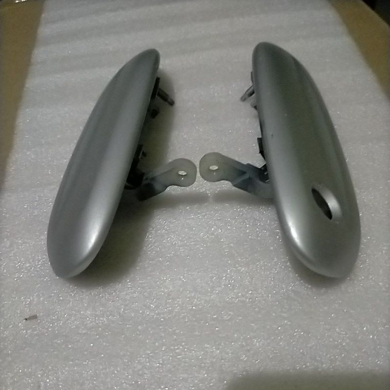 Jual hendle hendle pintu luar depan mobil Chevrolet spin warna silver ...