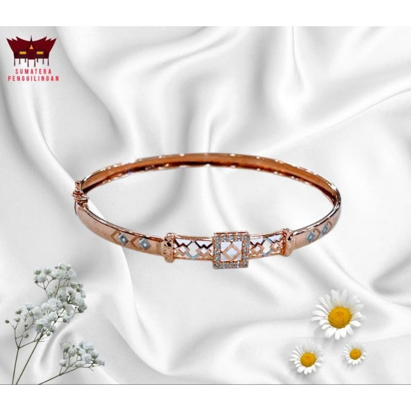 Jual Gelang Bangle emas kombinasi Korean style kadar 8k -GB04 | Shopee ...
