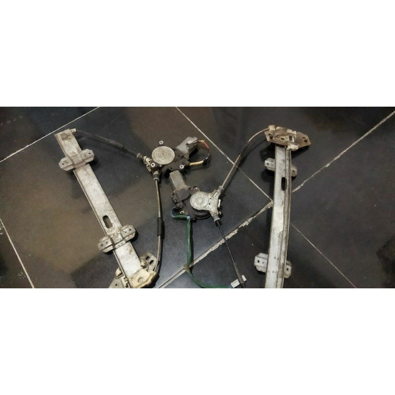 Jual power window ferio bagian depan kanan kiri | Shopee Indonesia