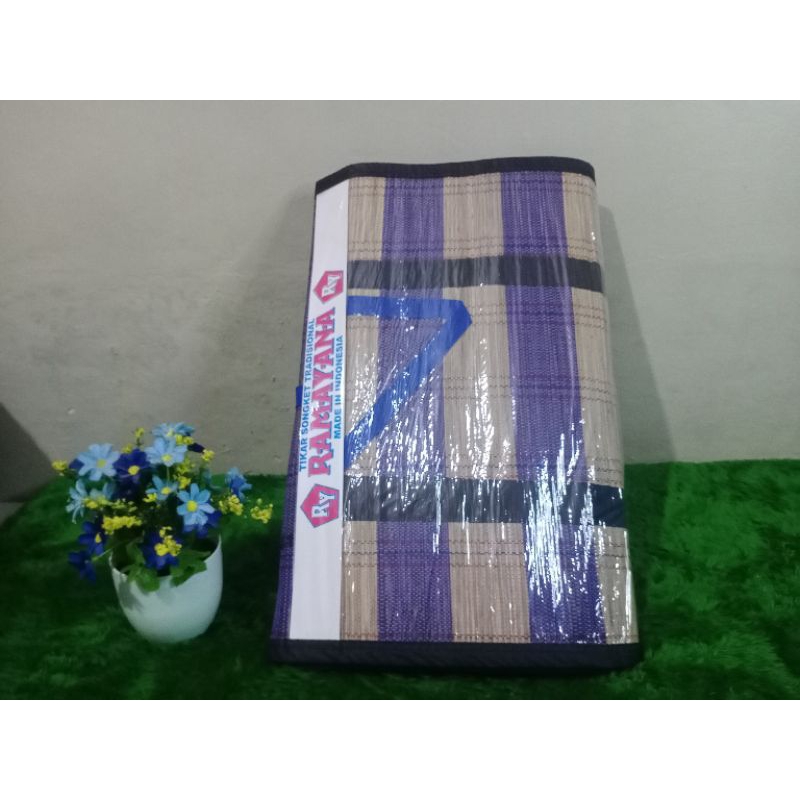 Jual TIKAR LIPAT KARPET MENDONG MOTIF KOTAK UKURAN JUMBO | Shopee Indonesia