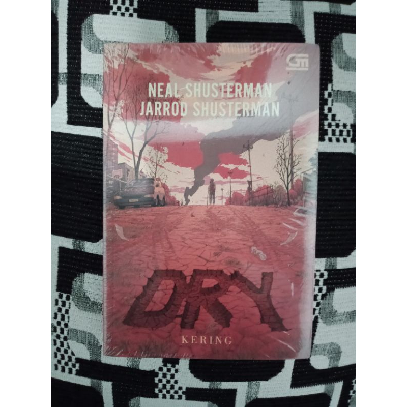 Jual original novel dry (kering) - Neal Shusterman | Shopee Indonesia