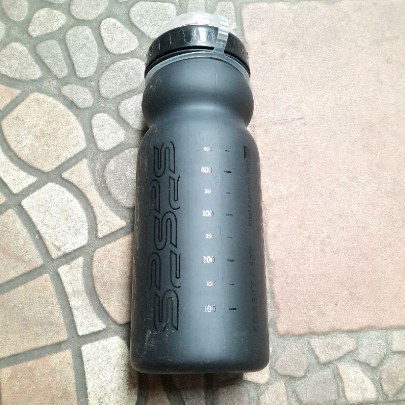Jual BOTOL AIR SEPEDA BIDON STRUMMER 500ml HITAM | Shopee Indonesia