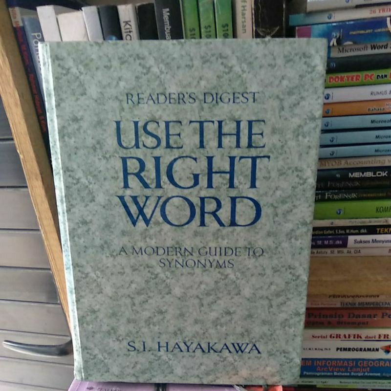Jual USE THE RIGHT WORD | Shopee Indonesia