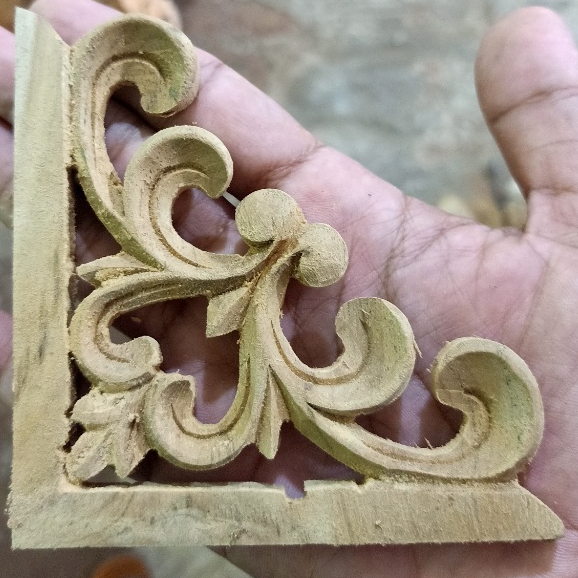 Jual Ukiran Sudut Kayu Jati Tempel Ornamen Tempelan Dinding Motif Daun ...